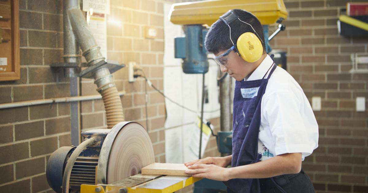 School Based Apprenticeships and Traineeships (SBATs) | Catholic Schools NSW